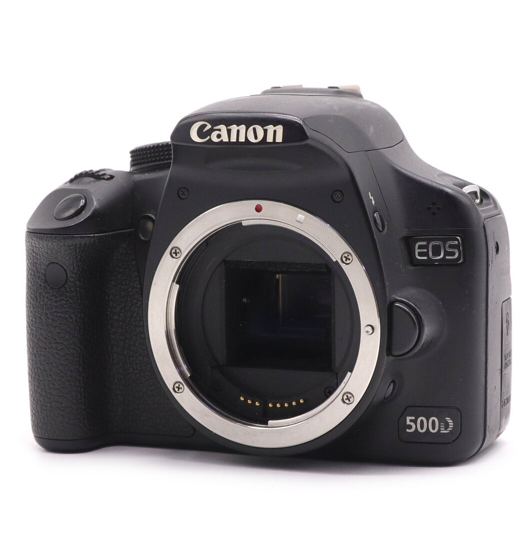 Фотокамера Canon EOS 500D body (пробег 19000 кадров)