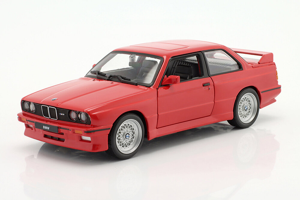 Модель коллекционная BBURAGO Bmw M3 (E30) year 1988 red / бмв M3 E30 красный