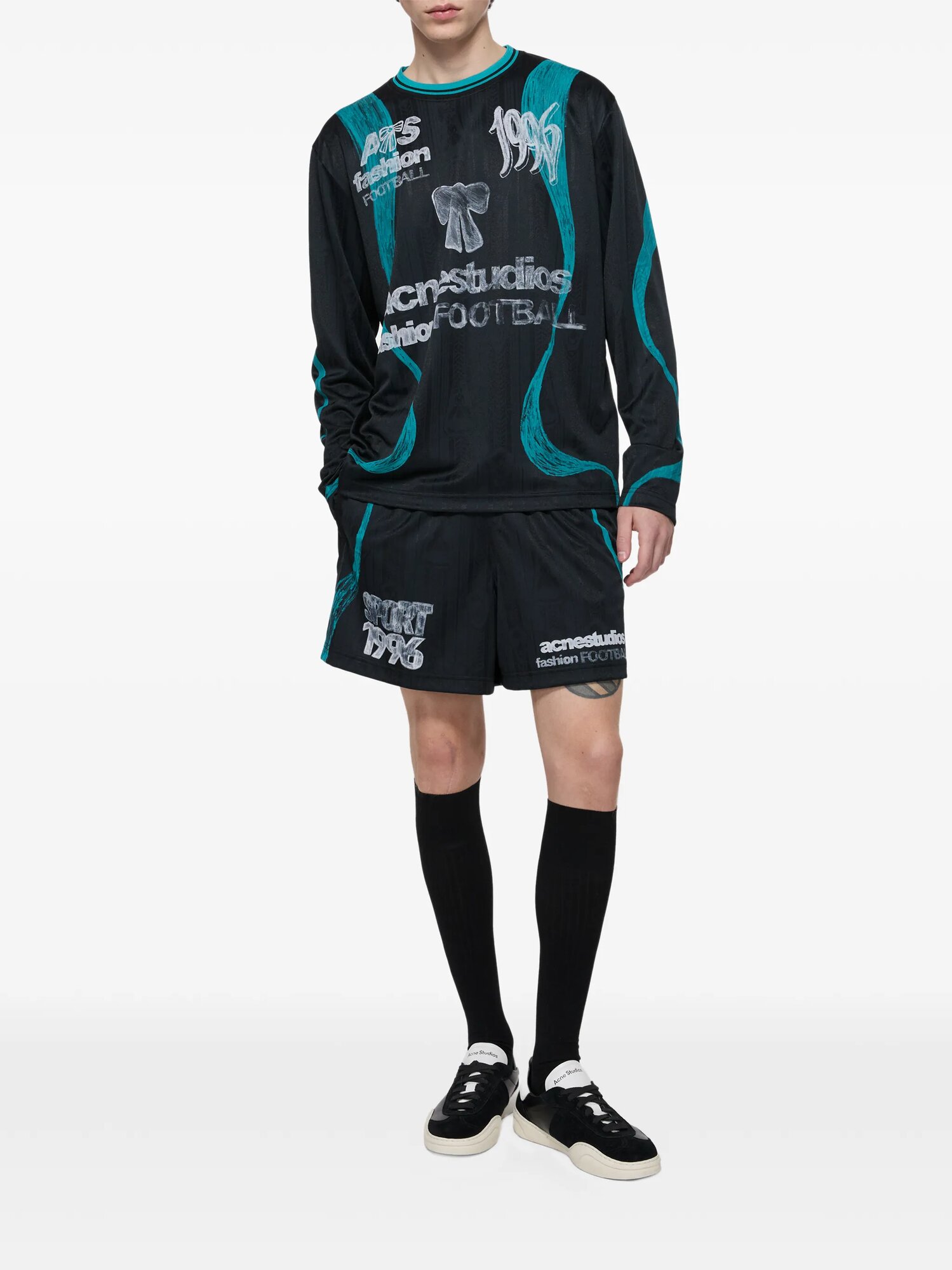 Шорты Acne Studios Casual graphic shorts, размер 42 — фото 1
