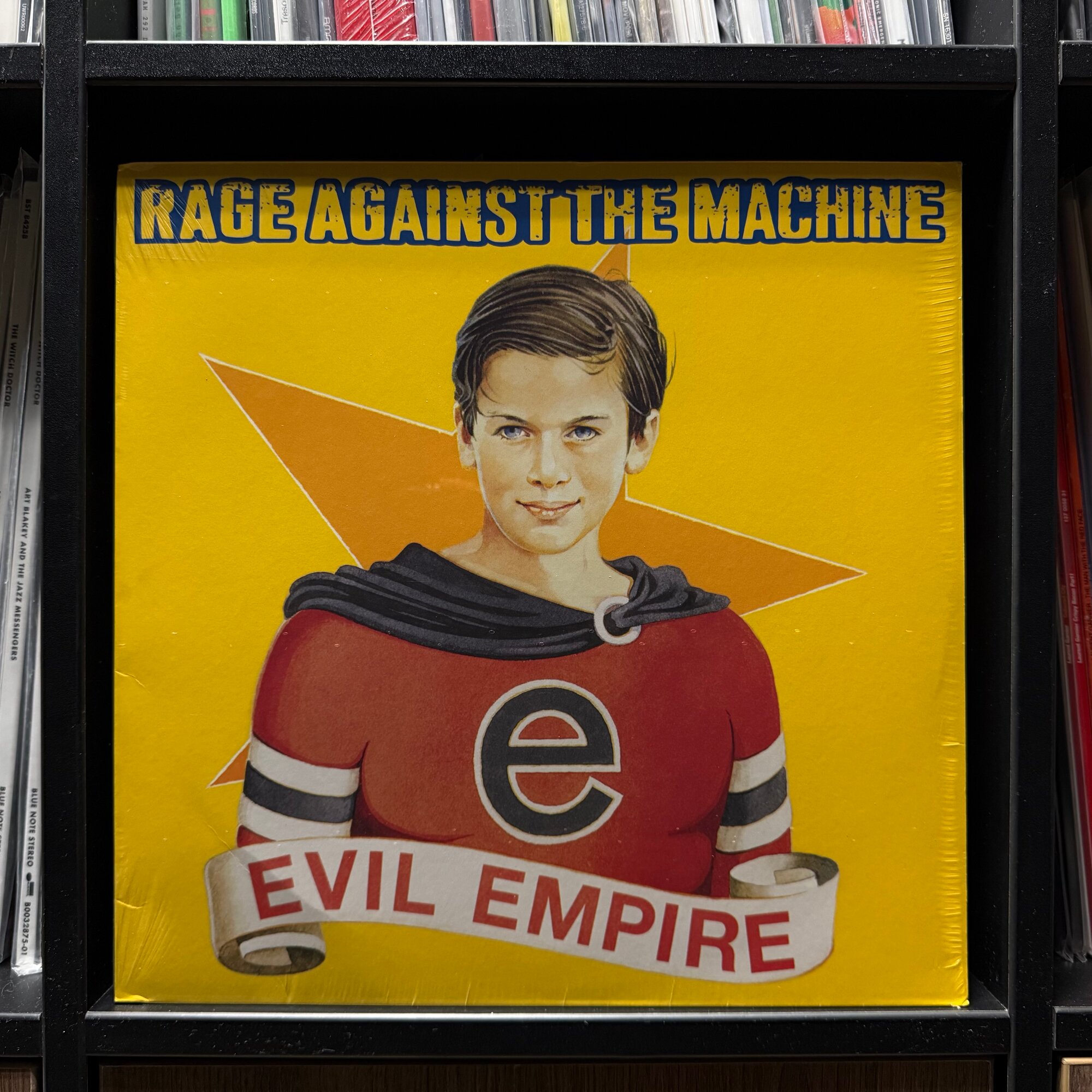 Виниловая пластинка RAGE AGAINST THE MACHINE - Evil Empire (still sealed, 180 gram vinyl LP + MP3 download code) LP Винил