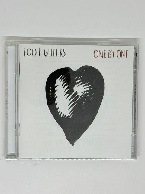 Музыкальный диск Foo Fighters-One By One (CD+DVD, USA) '02 NM