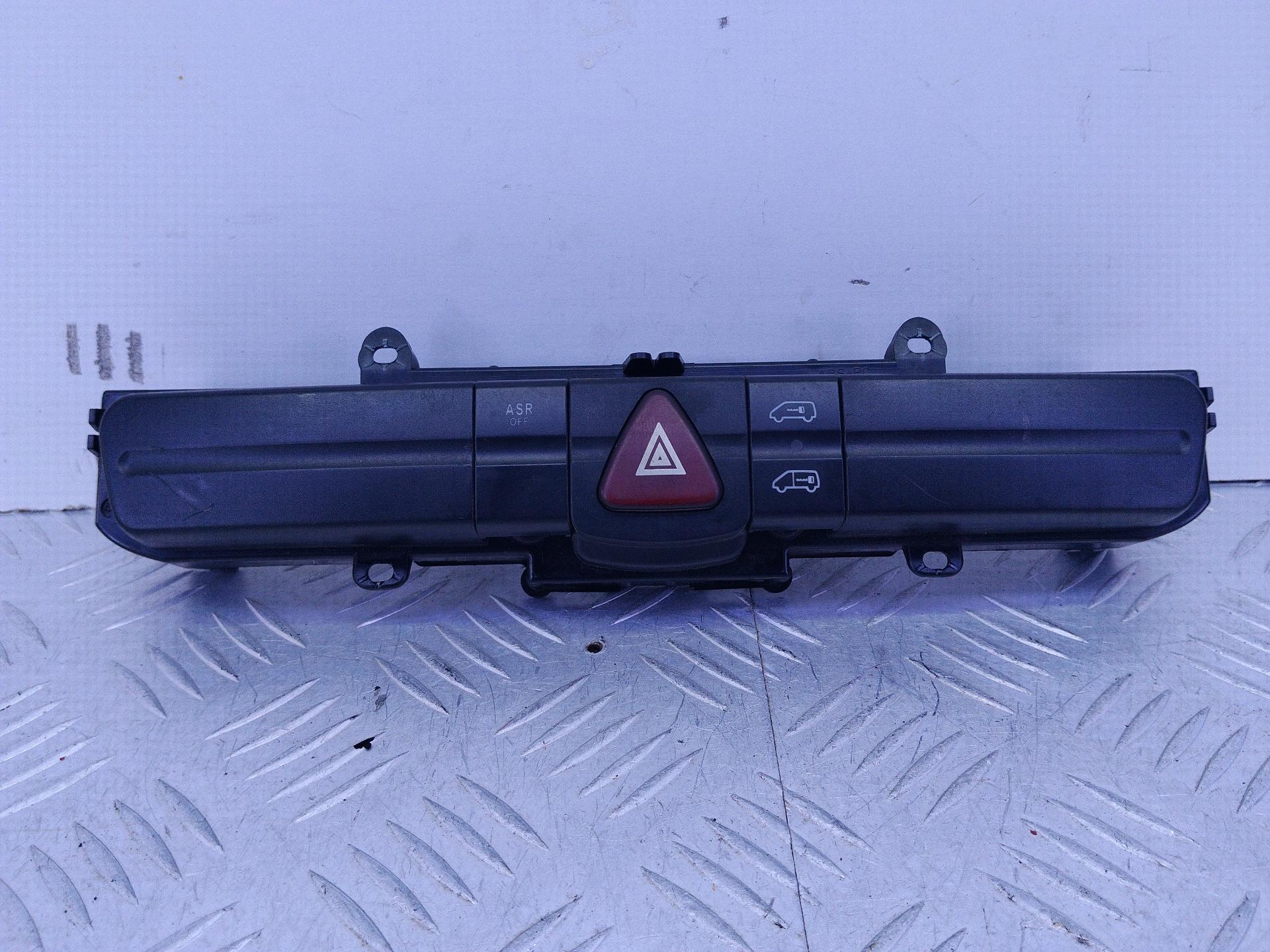 Блок кнопок Mercedes-Benz Sprinter W906 (2006 - 2014) A9065450107