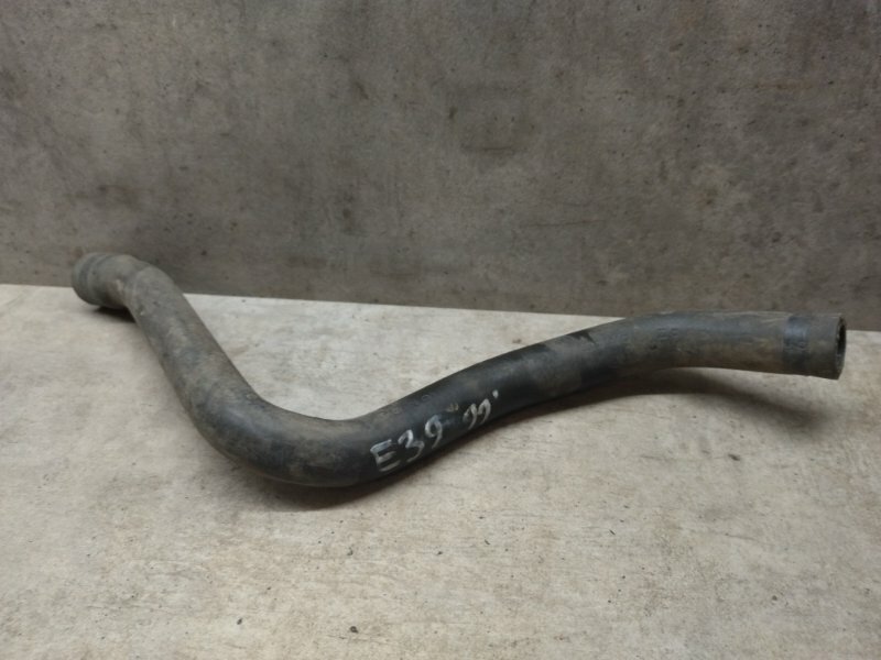 Патрубок BMW 5 E39 64218367929