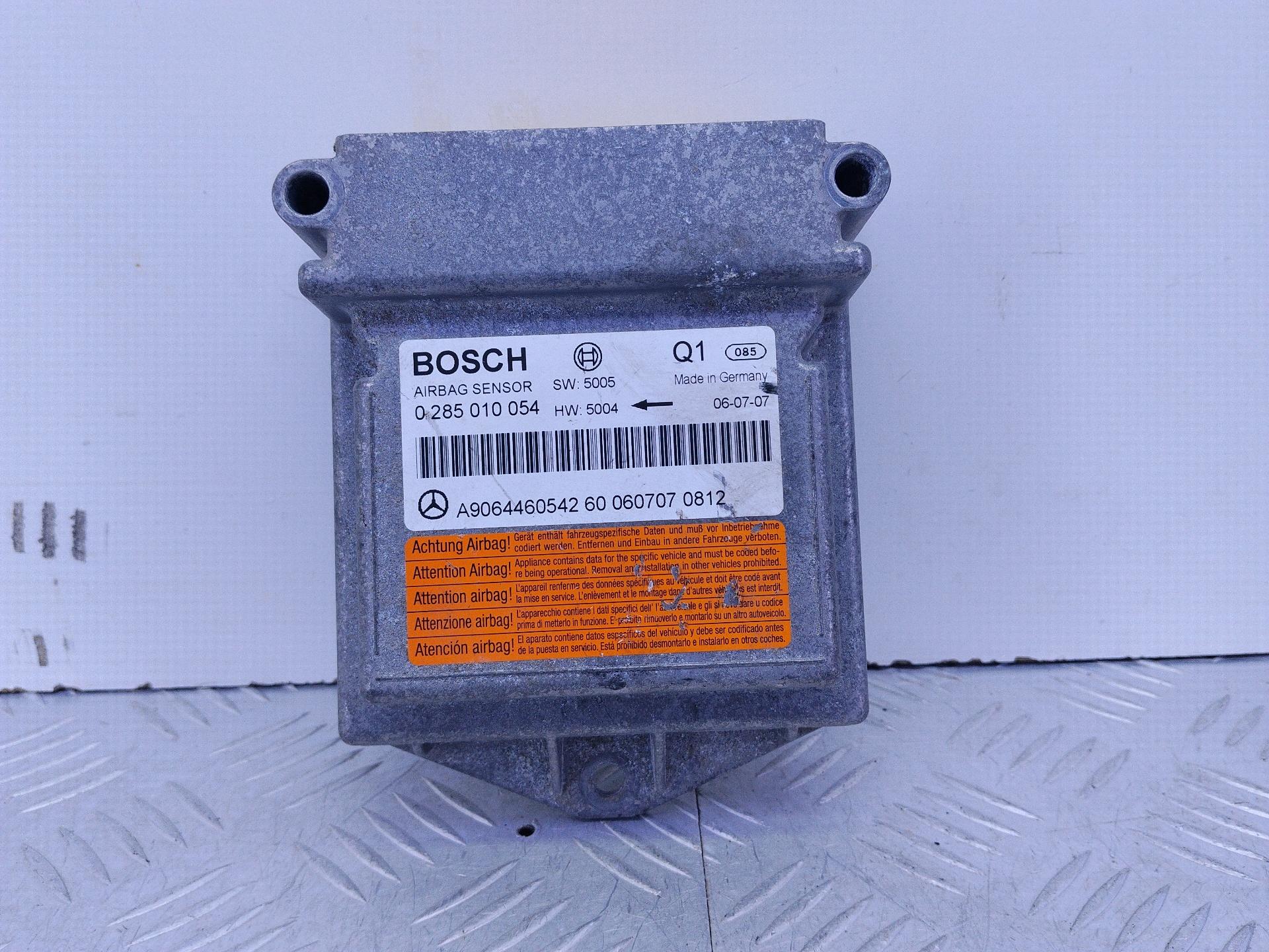 Блок управления подушками безопасности Mercedes-Benz Sprinter W906 (2006 - 2014) 0285010054