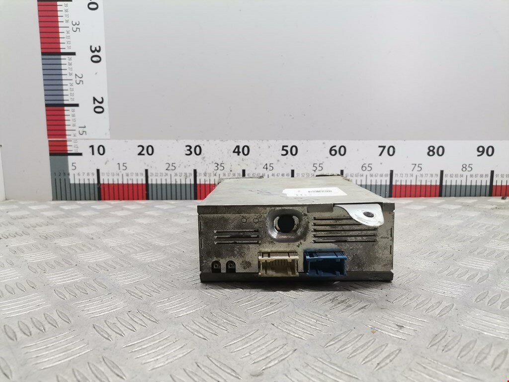Чейнджер компакт дисков BMW 7-Series (E38) 65128375537 арт. 2278365