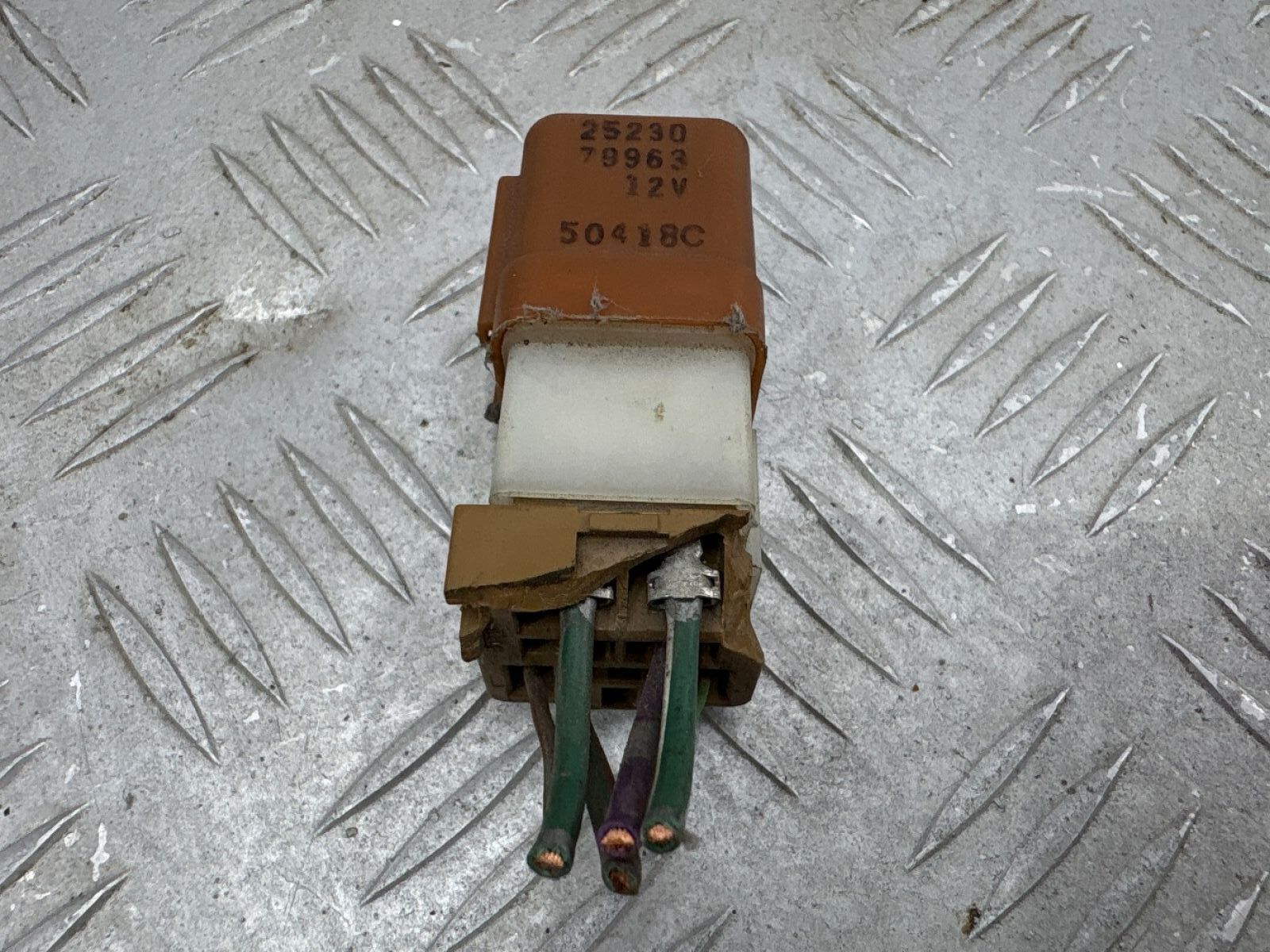 Реле Nissan Almera N16 25230-79963 Б/У с пробегом