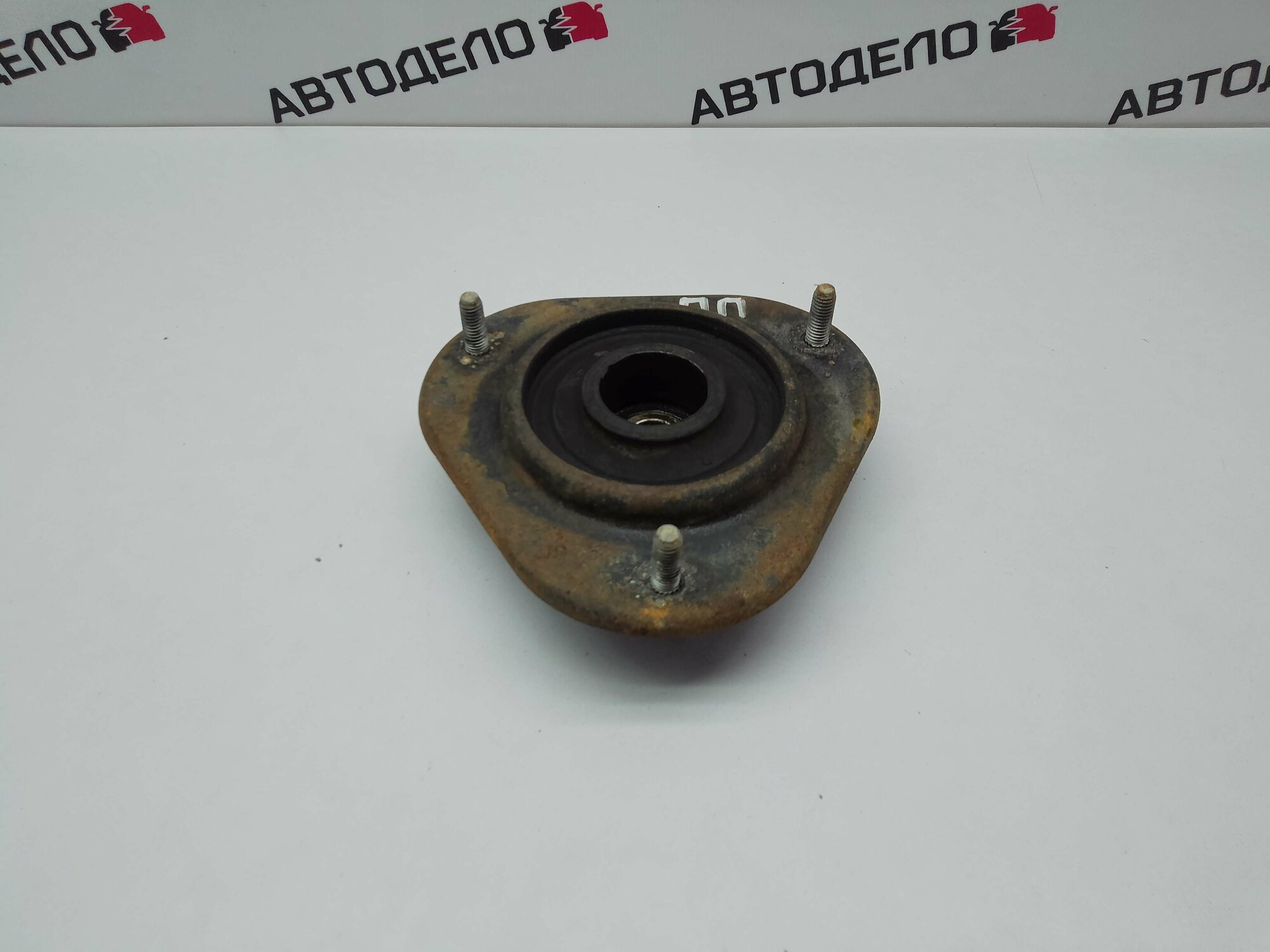 Опора амортизатора п/п Toyota Corolla E100 1992 г