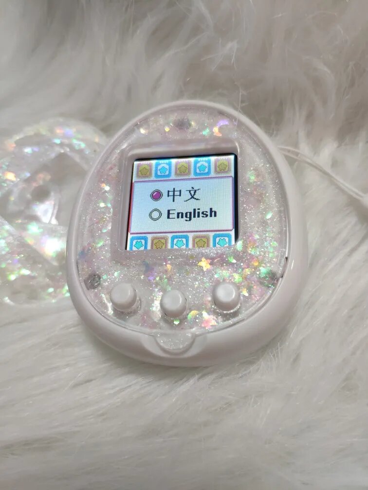 Bandai Tamagotchi электронная игрушка light grey