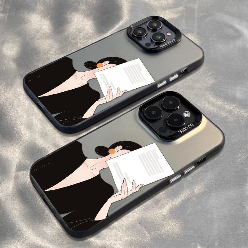 Чехол на Айфон iPhone 7 Plus / Apple iPhone 7 Plus черный противоударный чехол с минималистичной женщиной в черном и оранжевой серьгой с листом бумаги, защита камеры и кнопок