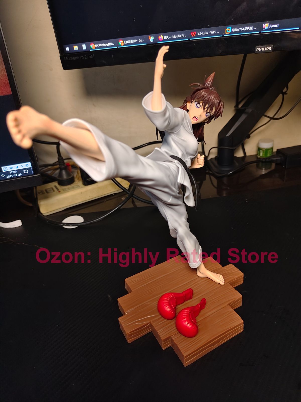 29cm /Коллекционная фигурка Ран Моури Боевая поза тхэквондо Detective Conan