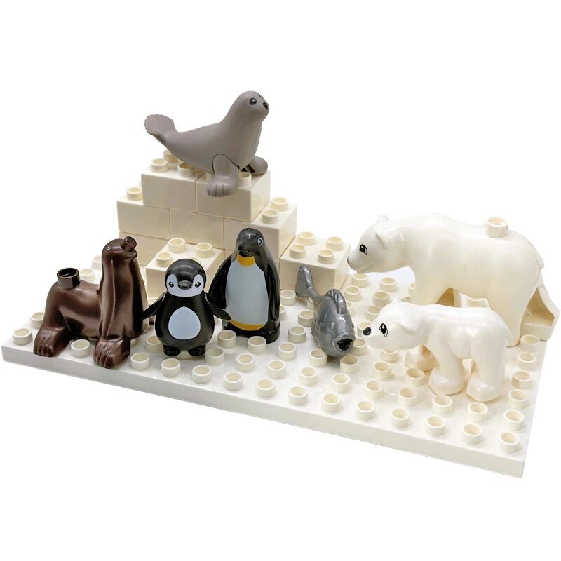Конструктор LEGO Duplo "Снежный мир" с животными