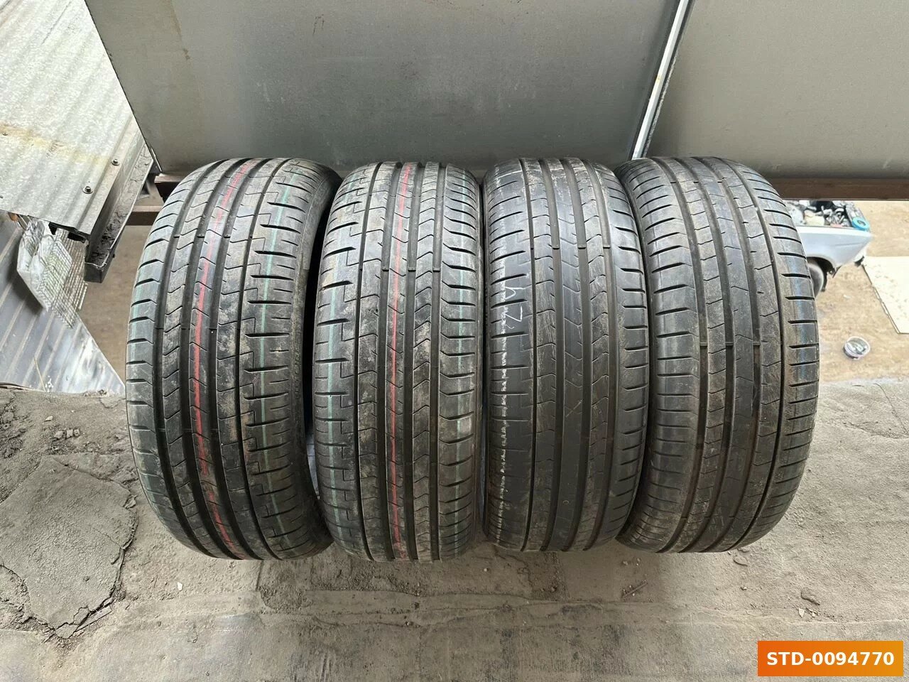 Комплект (2 шт) летних БУ шин Pirelli P Zero PZ4 235/50 R19 15% износ 8279694878