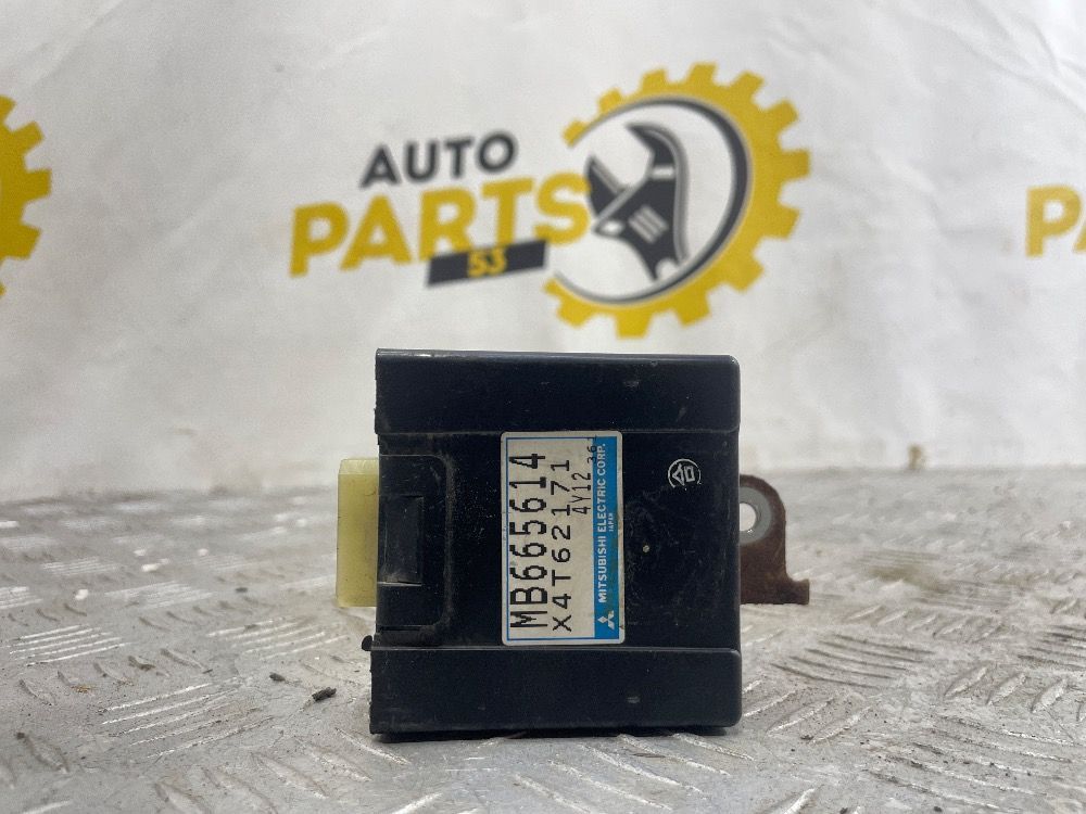 Блок управления подвеской MB665614, Pajero 2 Б/У с пробегом