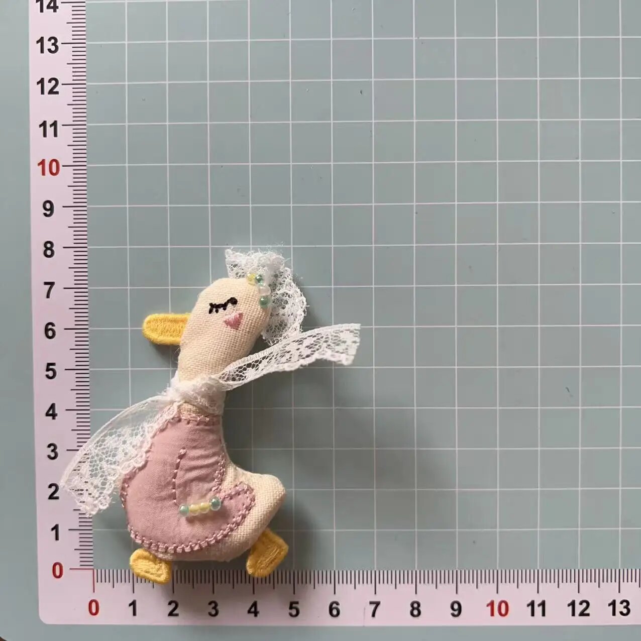 Мягкая тканевая брошь-заколка утка из полиэстера Pink Duck Mom