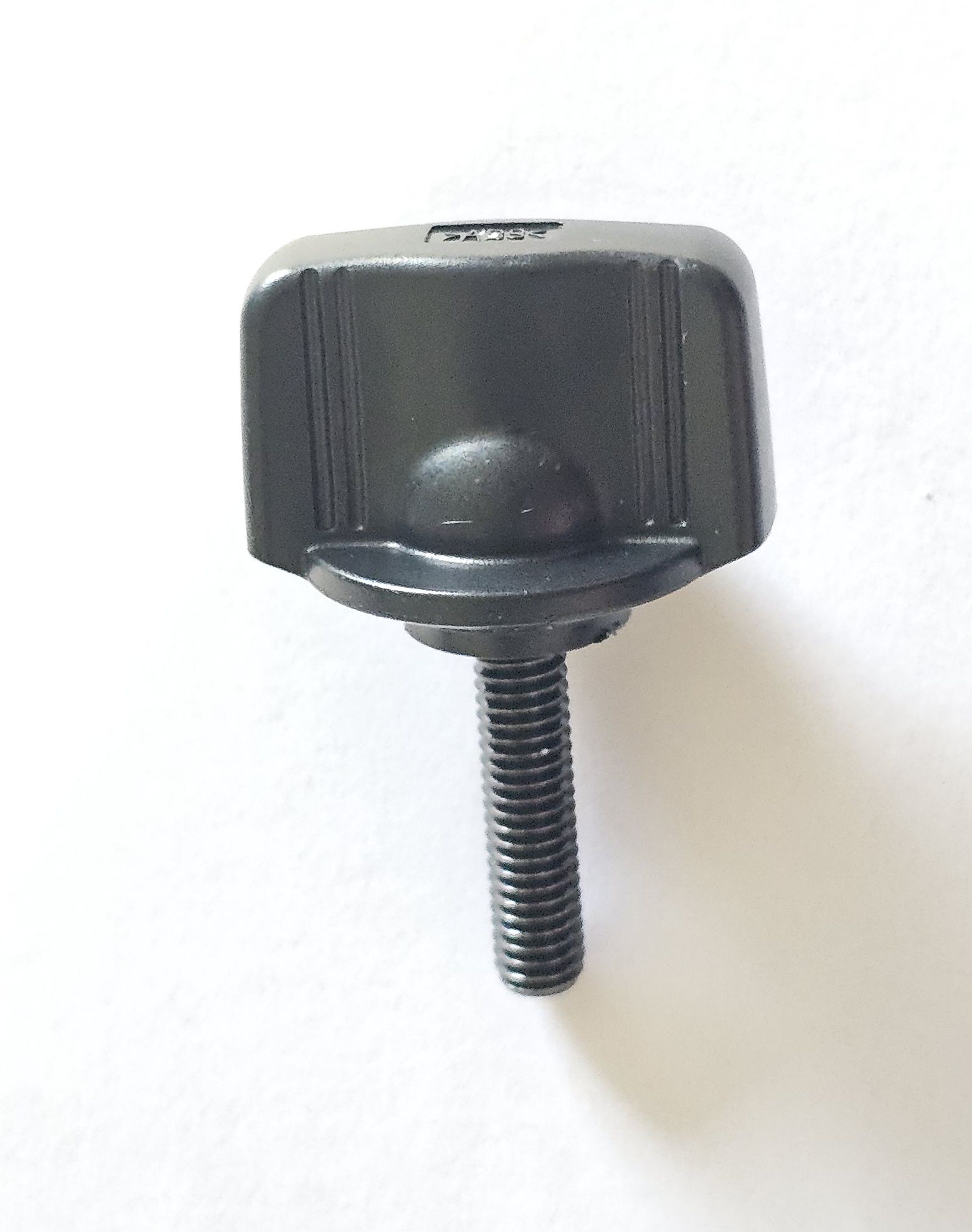 Винт М6х24 для DHS782, DSP600, SP6000 Makita 265E79-0