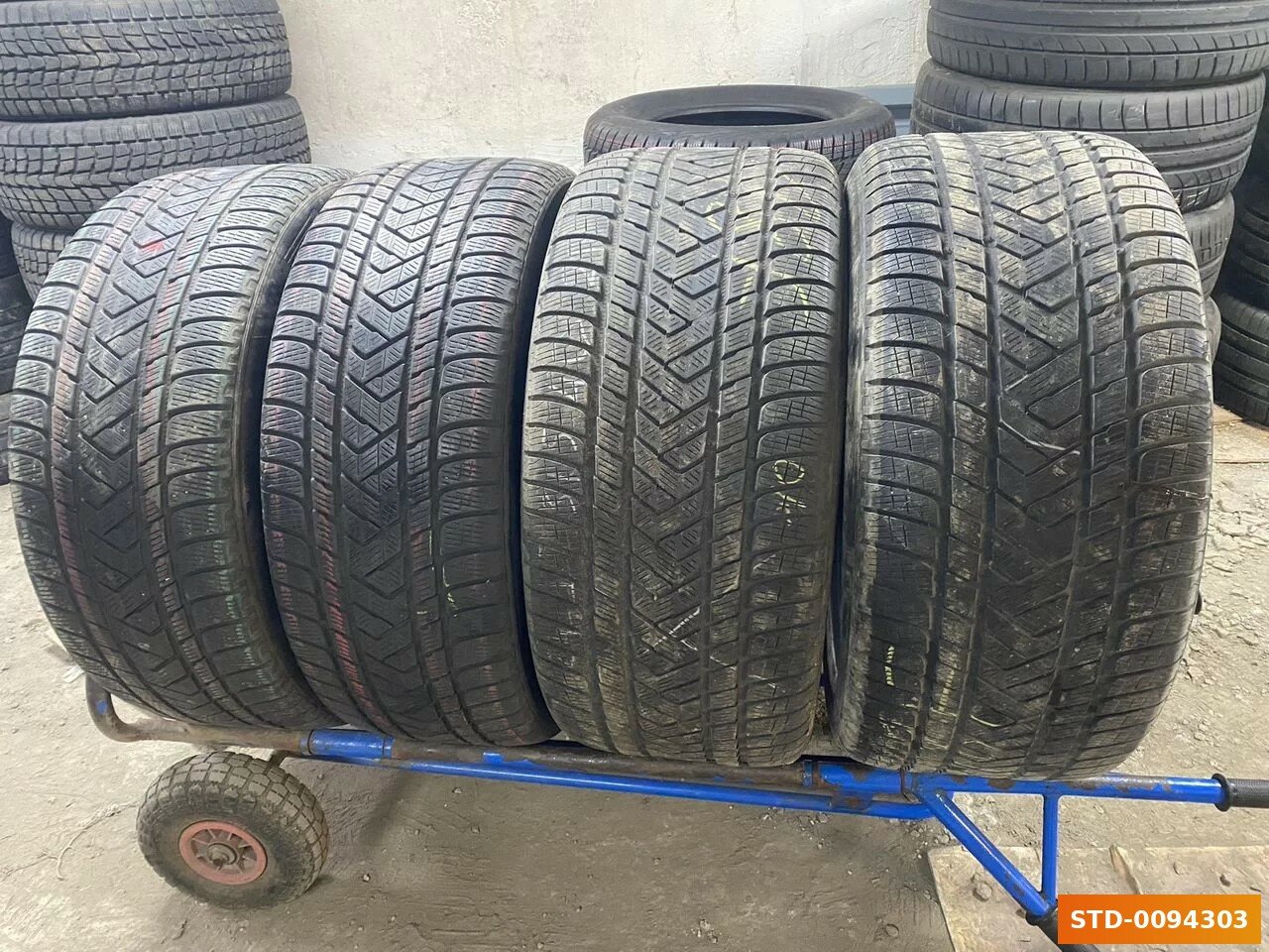 Комплект (2 шт) зимних БУ шин Pirelli Scorpion Winter 275/45 R21 45% износ 7831518026