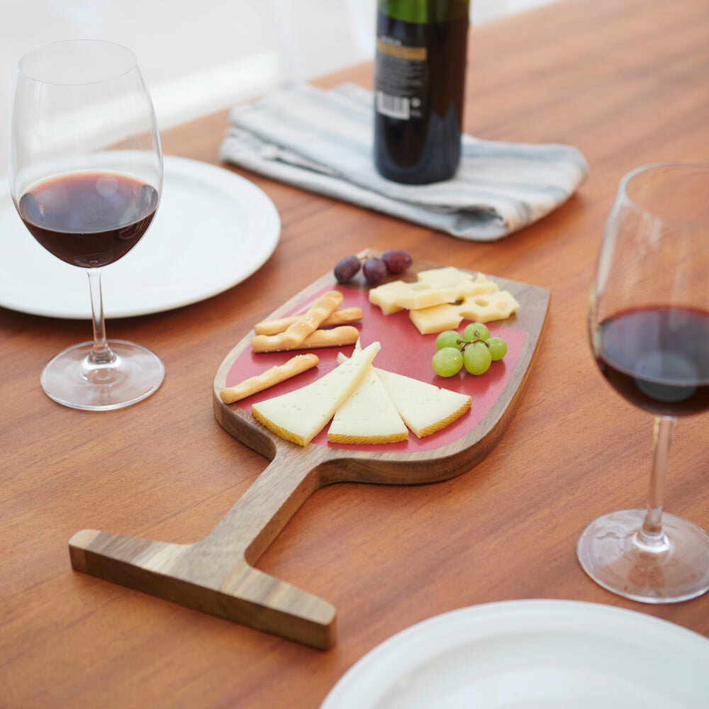 Сервировочная доска для сыра Balvi Red Wine в форме бокала с вином, размер 38х19х1.8 см, цвет красный - 27802