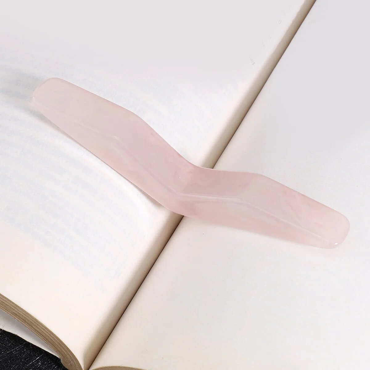 Закладка для книг Arc Resin Pink