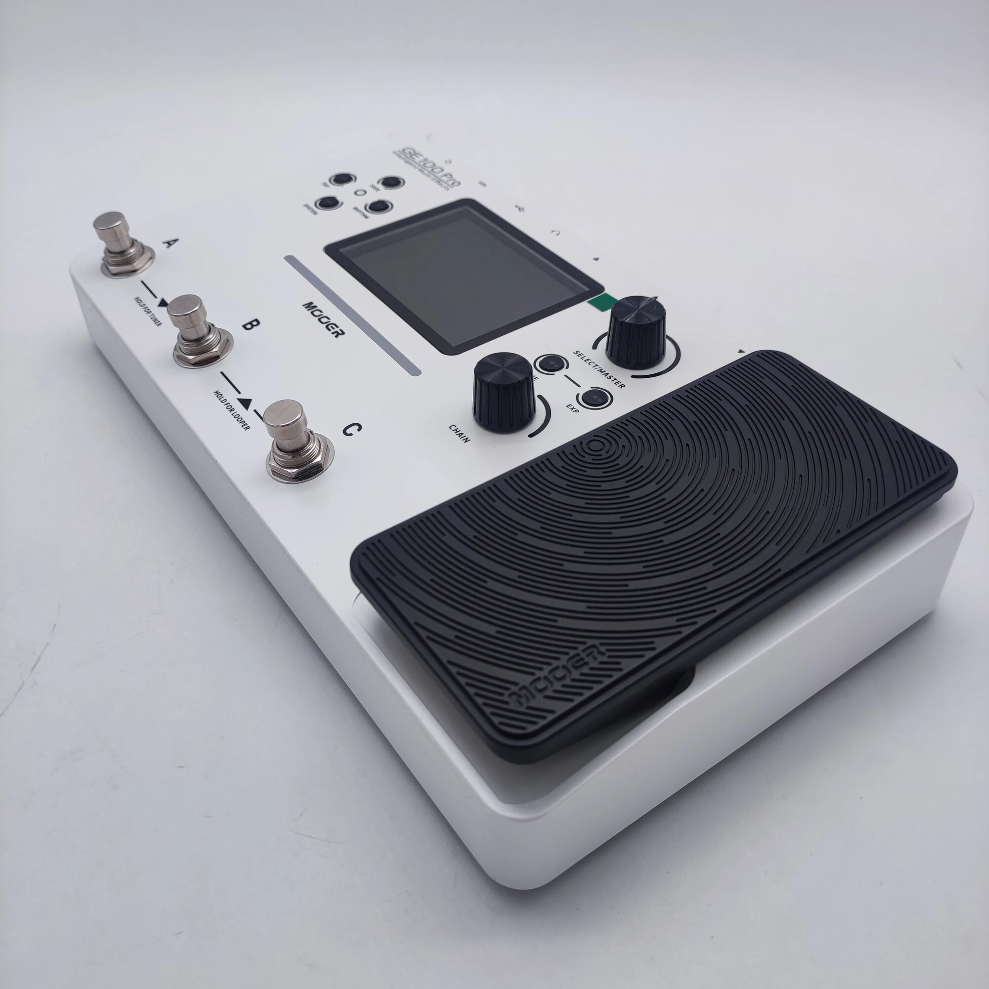 Mooer GE100 Pro / GE100 Pro Li мультиэффект Белый, GE100 Pro
