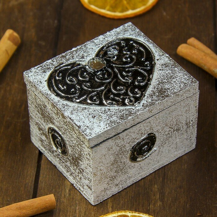 Шкатулка 'Сердце' 7х6х5 см