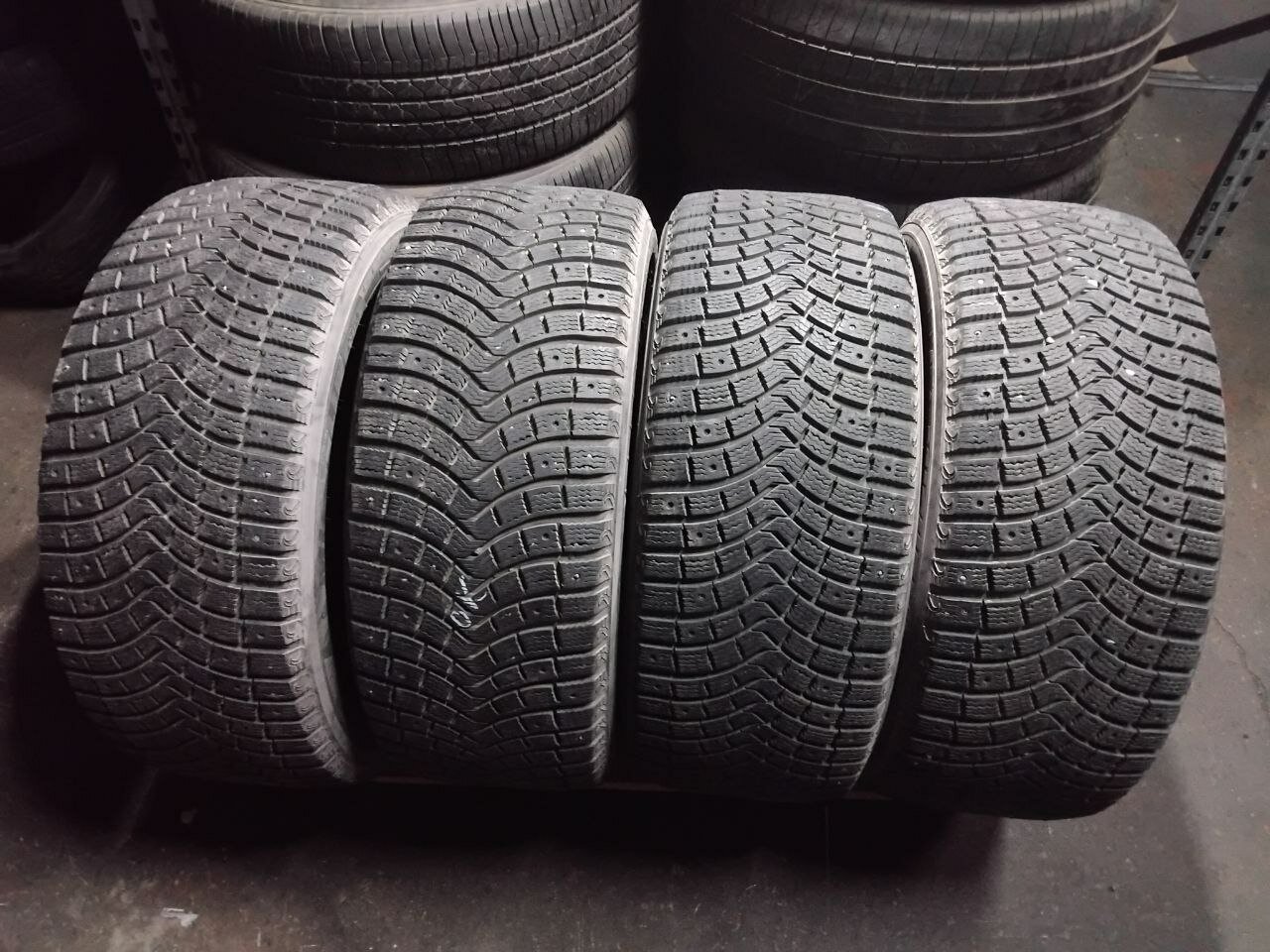 Комплект (4 шт) зимних БУ шин Michelin Latitude X-Ice North LXIN 2 265/50 R20 без пробега DJP857819