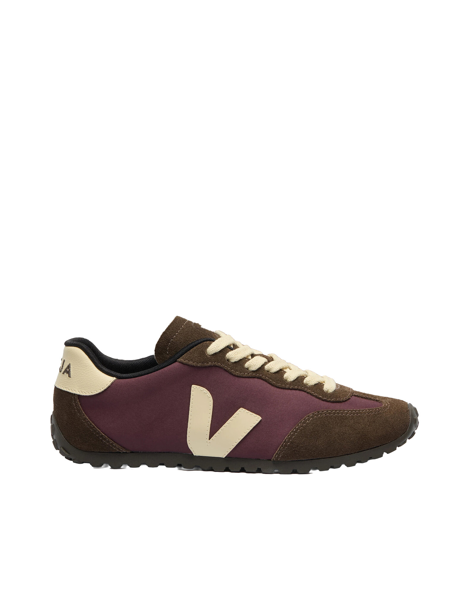 Кроссовки VEJA