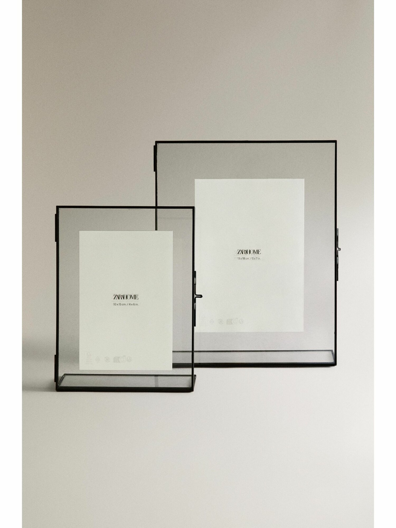Фоторамка Zara RECTANGULAR STRUCTURE PHOTO FRAME черный