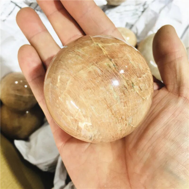 Персиковый лунный камень хрустальный шар WEI HONG 6-6.5cm