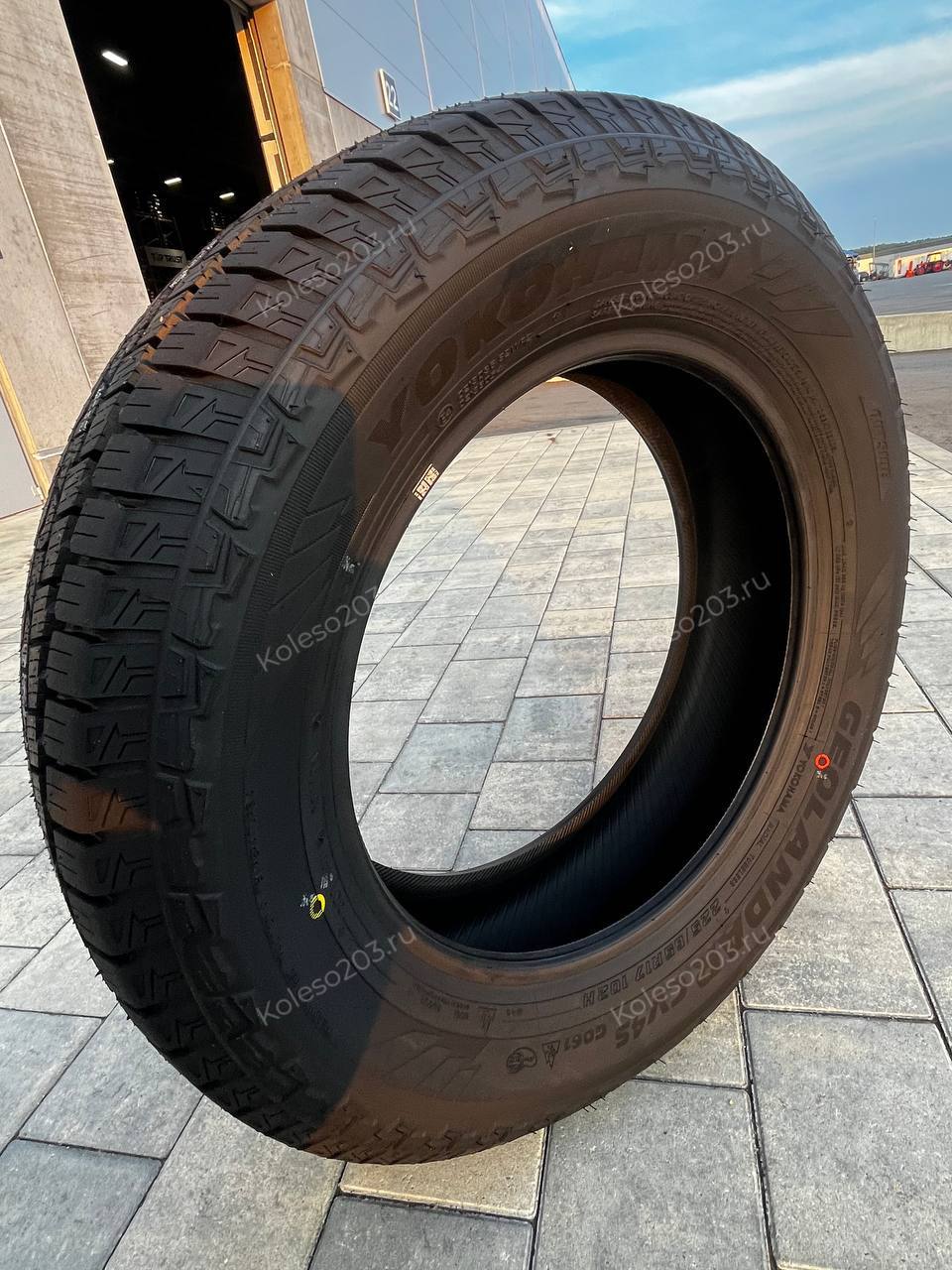 Шина Yokohama Geolandar CV 4S G061, всесезонная, 225/65, R17, TL, 102H, высота профиля 65 1 шт.