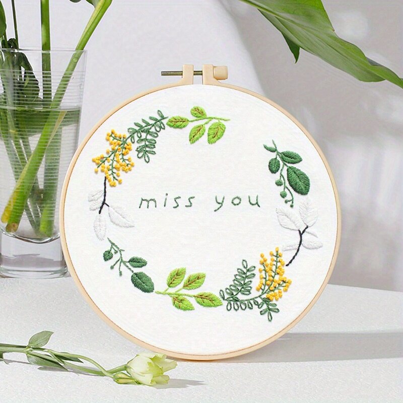 Набор для вышивки с объемным цветочным дизайном и надписью "MISS YOU", в комплекте нити, иглы, канва и пяльцы, 20x20 см, модель CX0017