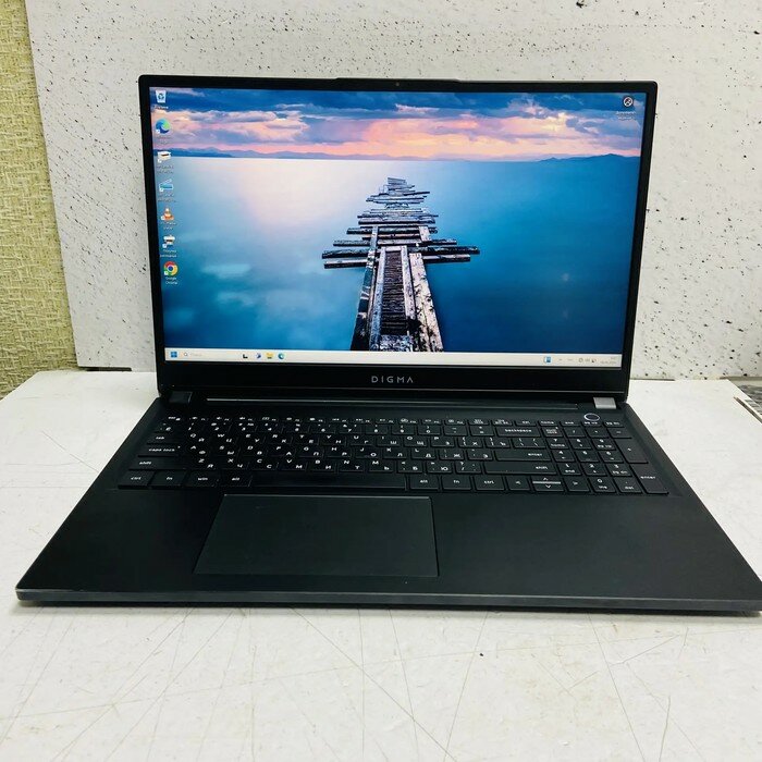 Ноутбук Digma PRO Sprint N