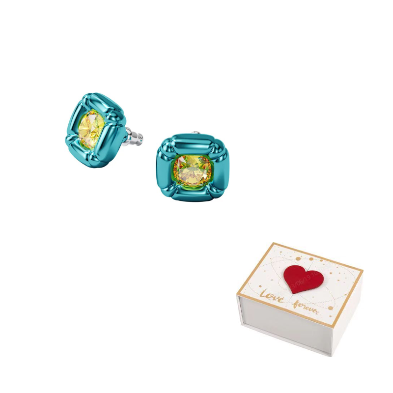 Серьги пусеты, кристаллы Swarovski