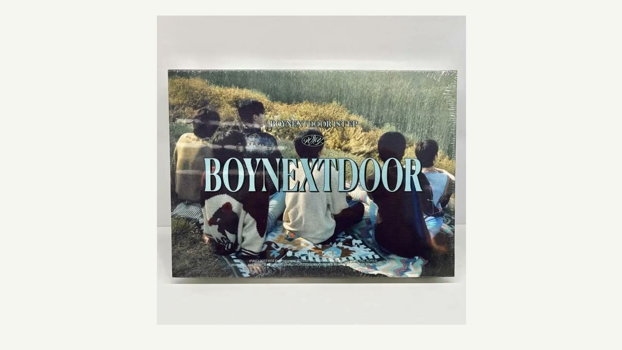 Музыкальный диск BOY NEXT DOOR - WHY. 1st EP (MOODY ver.) - Корейский альбом — фото 1