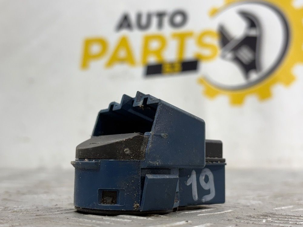 Контактная группа замка зажигания Ford 1S7T11572AD Б/У с пробегом