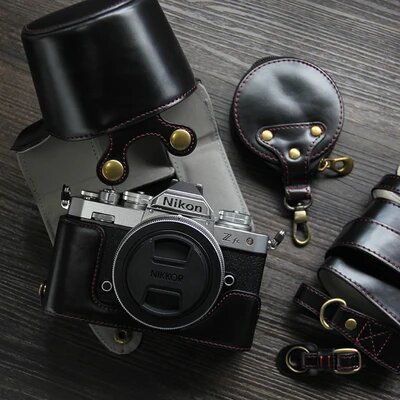 Кожаный чехол для Nikon Z fc, черный