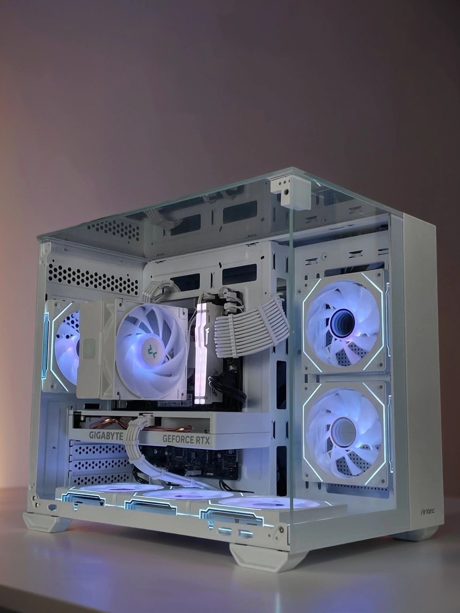 Системный блок KWIK nv2 (Intel Core i7-12700F, ОЗУ 32 ГБ, SSD 1024 ГБ, NVIDIA GeForce RTX 4070 SUPER 12 ГБ, Windows 11 Pro), хром