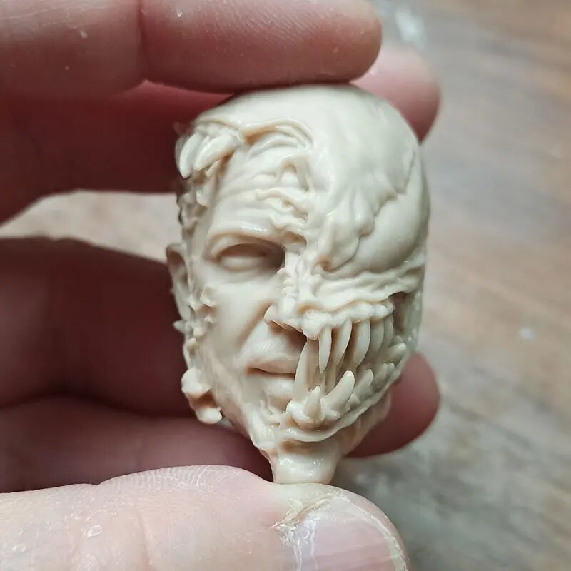 Фигурка Том Харди 1/6