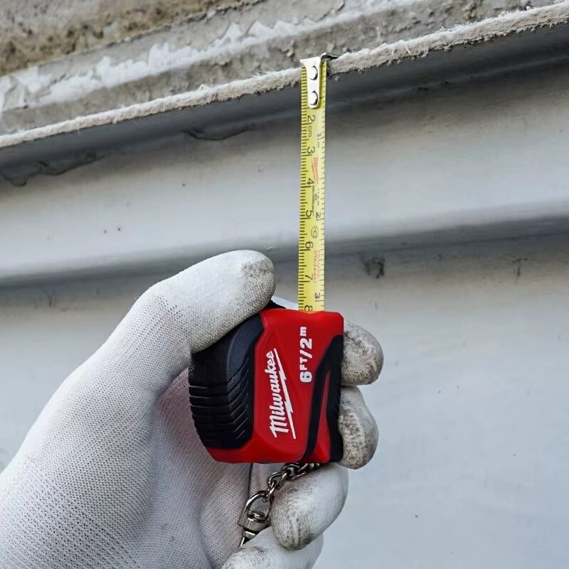 Рулетка измерительная компактная Milwaukee 2 м / 6 ft, нейлоновое покрытие ленты, 48-22-1706