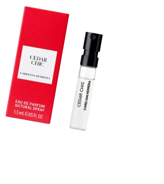Миниатюра духов Carolina Herrera Cedar Chic 1.5 мл / Каролина Херрера Кедровый Шик