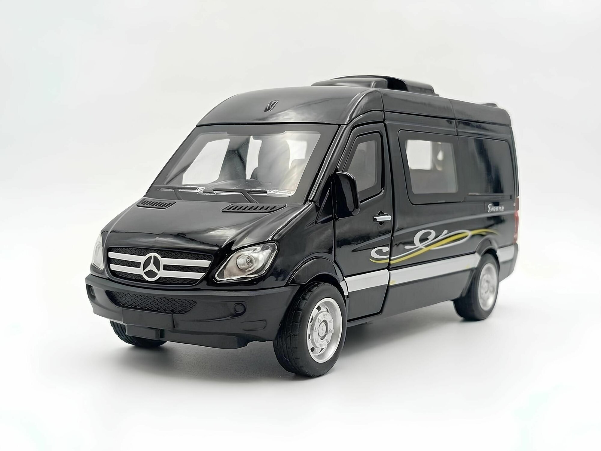 Машинка Mercedes Sprinter. Металлическая модель автомобиля Мерседес Спринтер черный 15см. Инерционная игрушка коллекционная машина 1:32