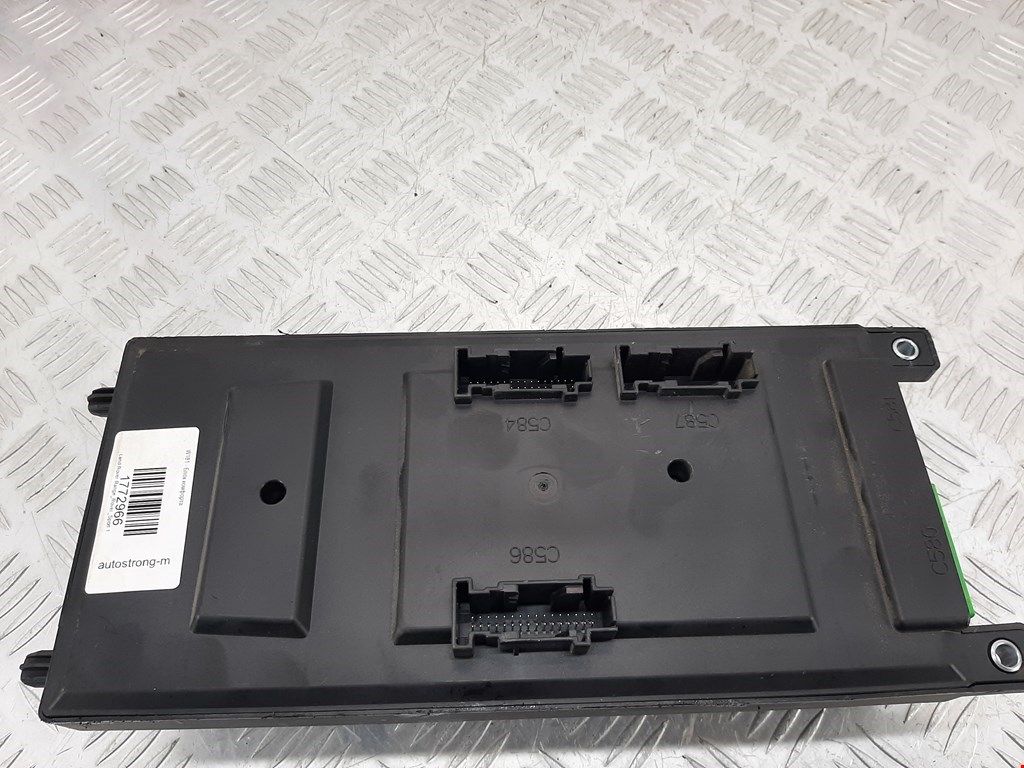 Блок предохранителей / 1772966 519051718 YQE500420 для Land Rover Range Rover Sport 1 (с пробегом)