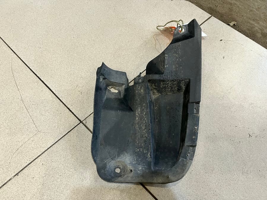 Пыльник от Toyota Corolla E150 2006-2013
