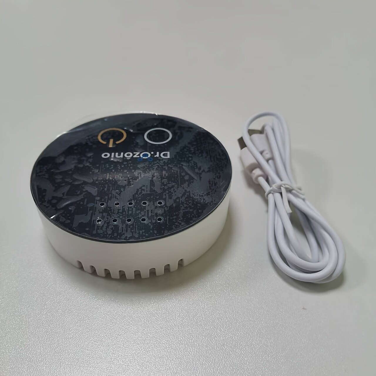 Электронный мини-озоновый дезодоратор воздуха, питание от USB или батареек (не входят в комплект), без фильтров, черно-белый, для обуви, автомобиля, питомцев, ванной и шкафа