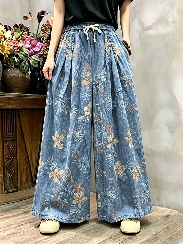 Джинсы AmaxluluE