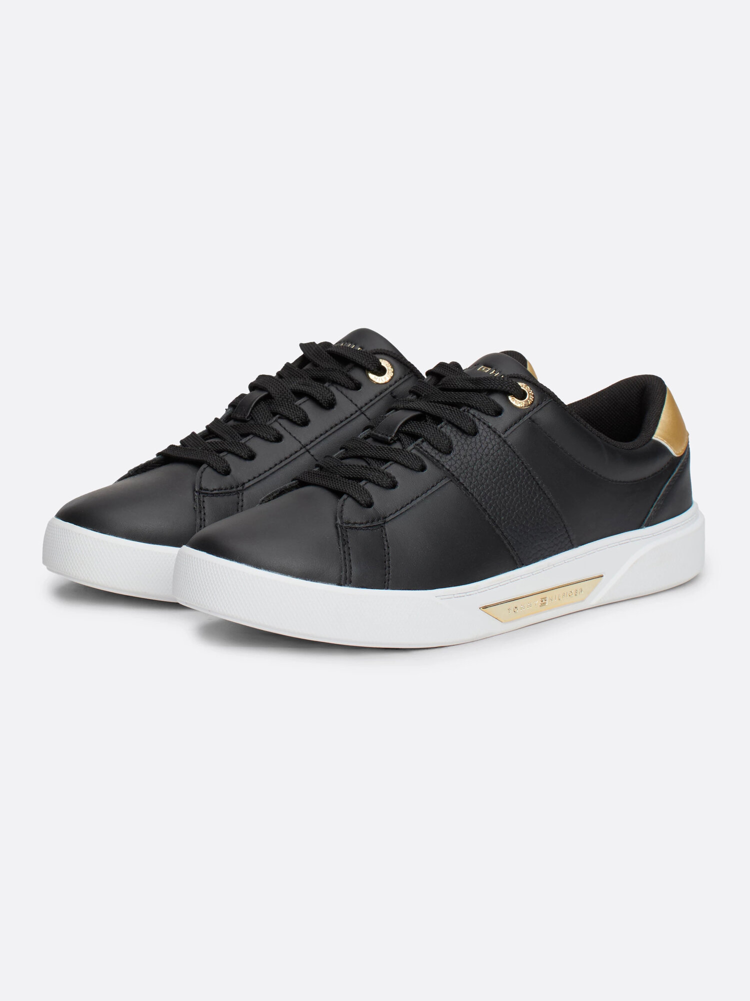 Кеды TOMMY HILFIGER CHIC PANEL COURT SNEAKER, размер 38 RU, черный/золотой — фото 1