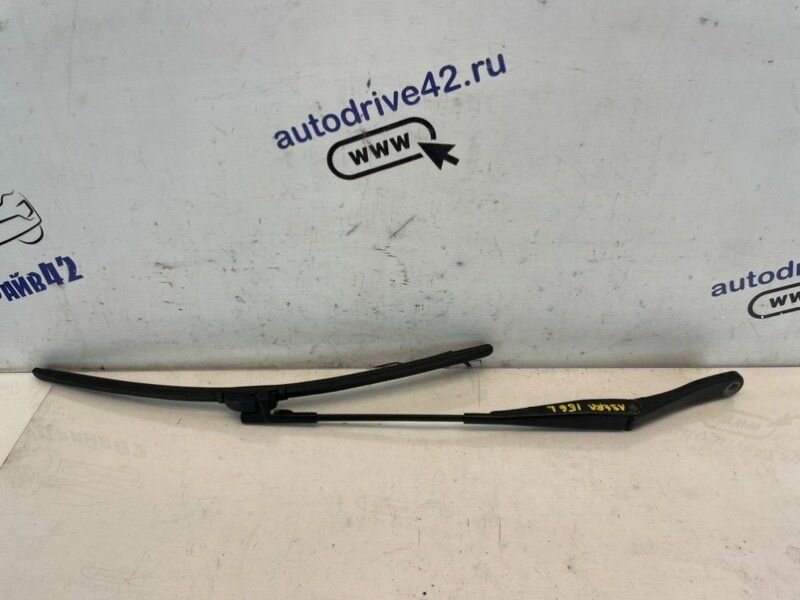 Держатель щетки стеклоочистителя Opel Astra 2006 6272513 L48 Z16XEP, левый (с пробегом)