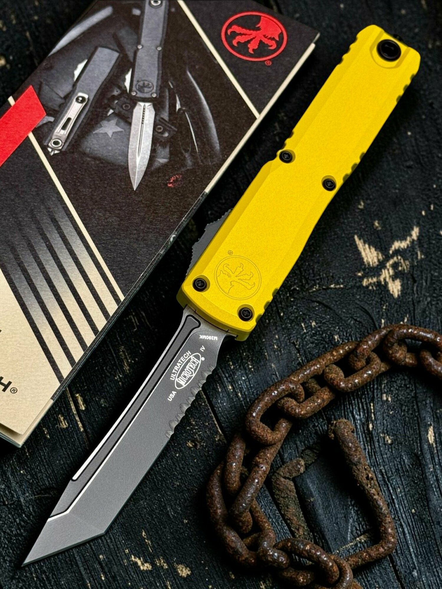 Складной нож MicroTech MCT112342YW Ultratech Gen IV, Black Part Serrated Blade, Yellow Handle