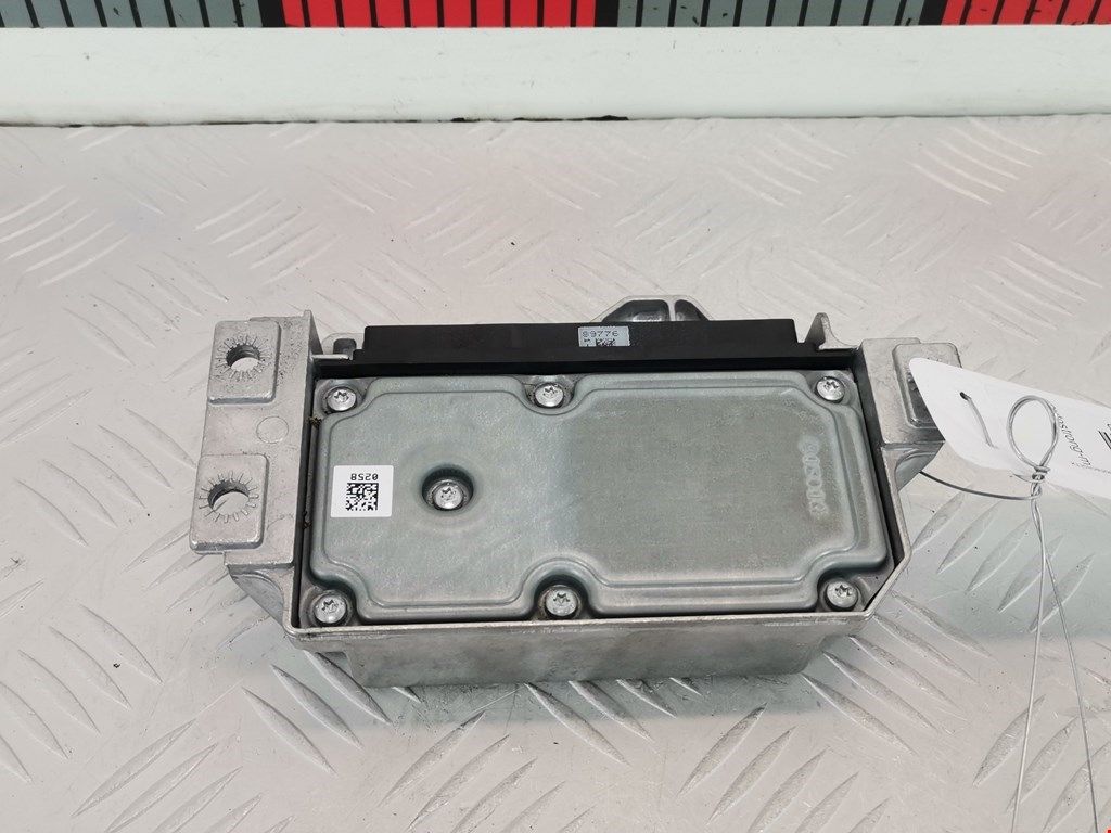 Блок управления Air Bag / 1470698 0285010258 65779240083 для BMW X1 (E84) (с пробегом)