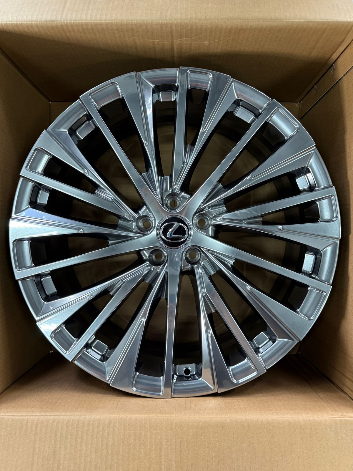 Литые диски Geely 8×R19 5×114.3