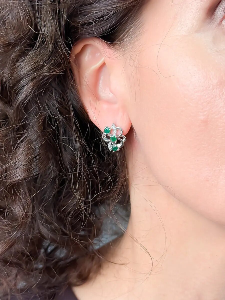 Серьги, серебро, 925 проба, родирование, бриллиант синтетический, изумруд
